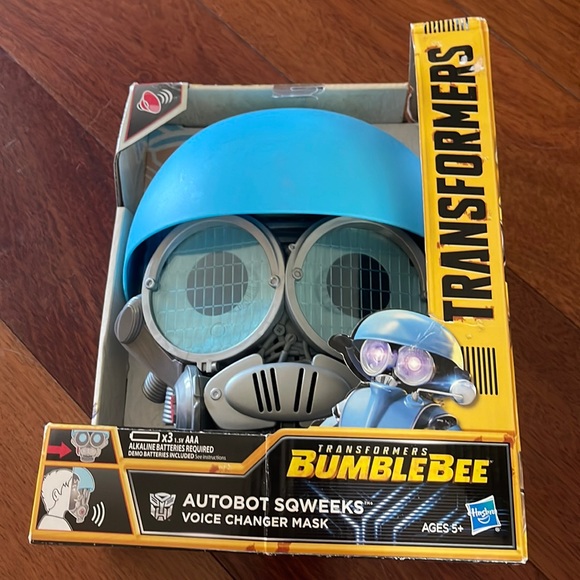 Hasbro | Costumes | Transformers Bumble Bee Autobot Sqweeks Voice ...